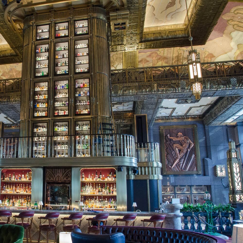 WORLD'S LARGEST GIN TOWER: БАР АТЛАС В СИНГАПУРЕ